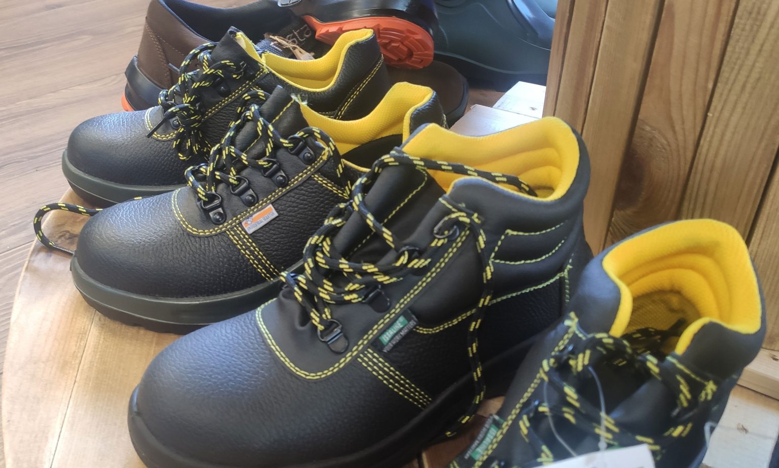 Botas de Trabajo: Guía para elegirlas bien 2024 - MABOSAN